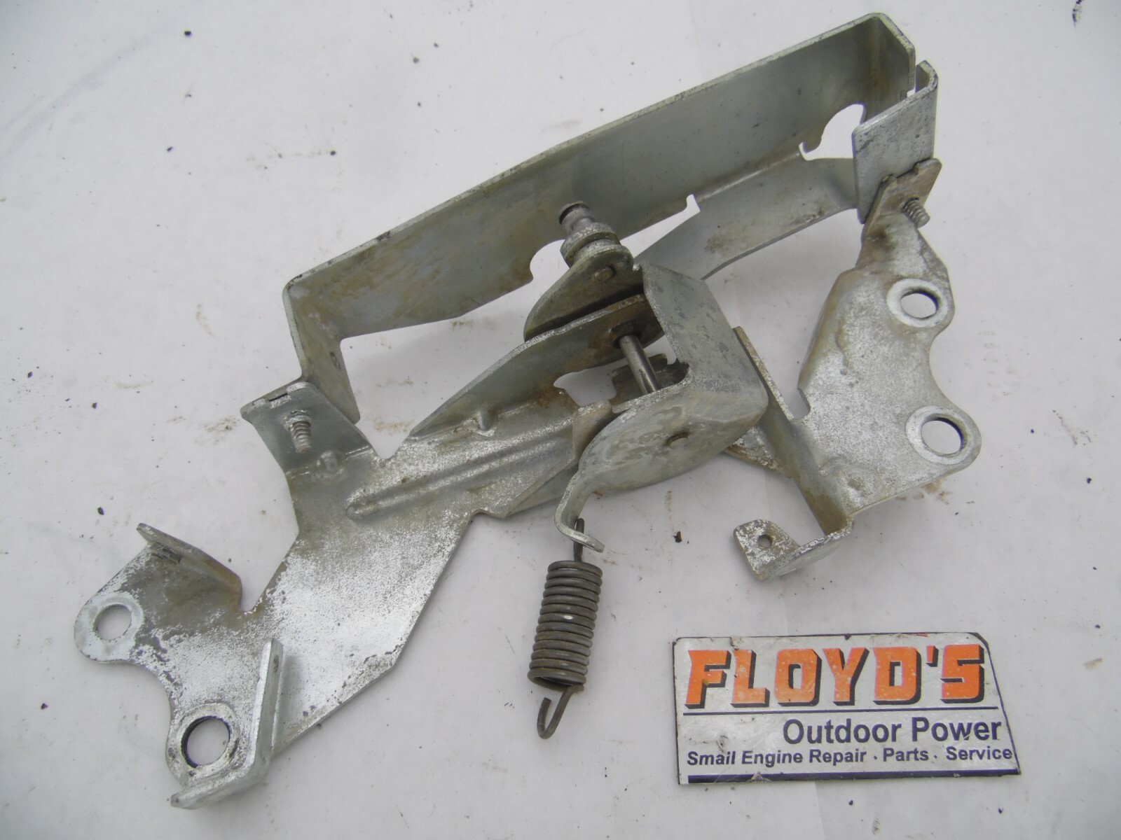 Briggs & Stratton 355447 18HP Vanguard Control Bracket 845745 845511 | eBay