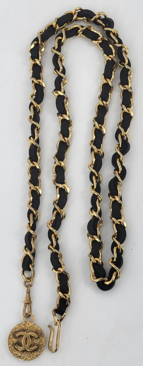Vintage CHANEL Circa1982 Gold & Black Chain Belt CC M… - Gem