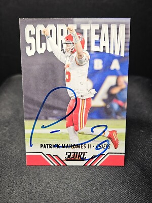 Patrick Mahomes AUTO -- Signed ON CARD -- 2021 Panini SCORE TEAM ...