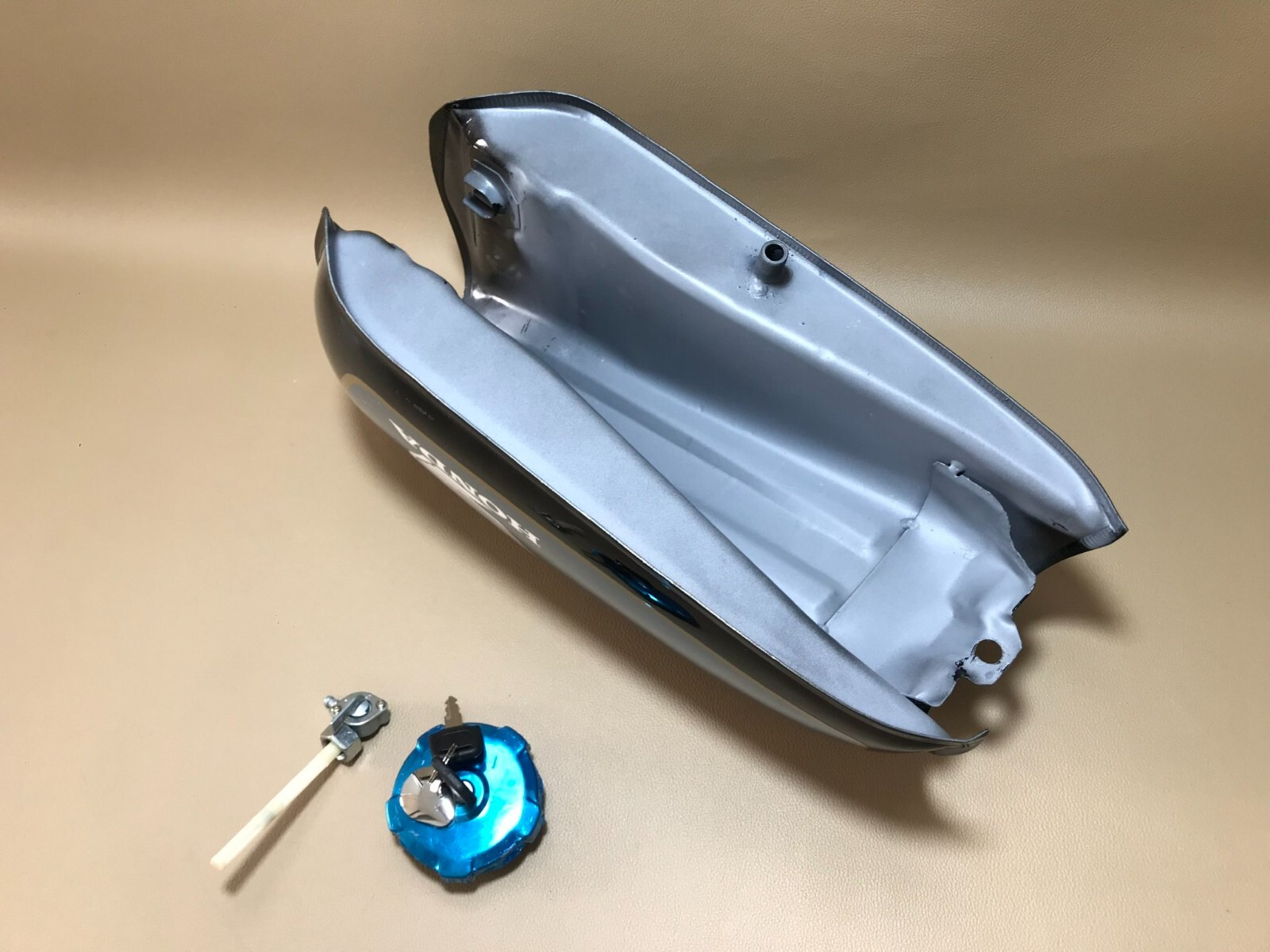 Fuel Gas Tank For Genuine Honda Benly CD90 in Black New Complete 50S ...