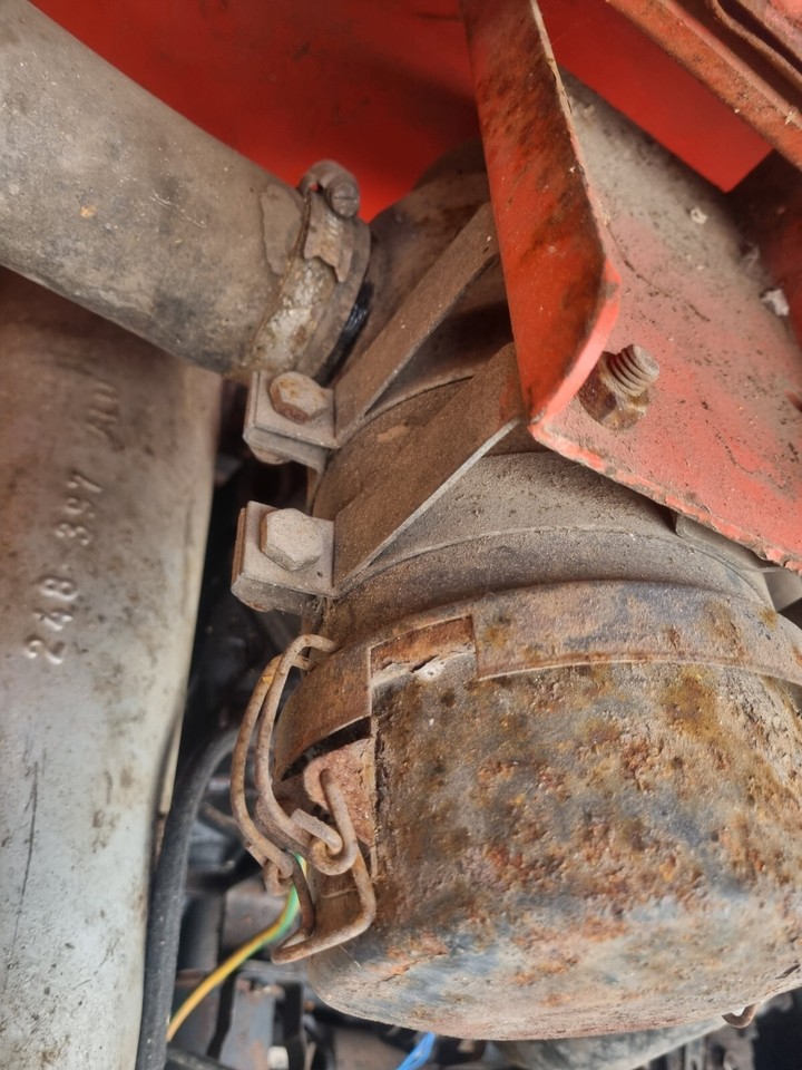 Pel Job Eb12.4 Mini Digger Excavator dismantling for parts!! Air Filter ...