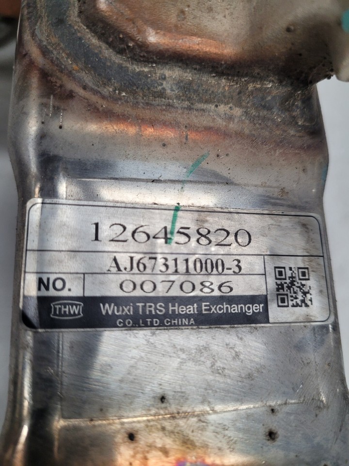 GMC CHEVY 6.6L DURAMAX LML DIESEL EGR COOLER AND VALVE (12645820 / ...