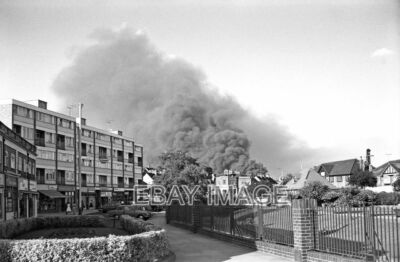 PHOTO PRINCESSES PARADE ON THE WATERSIDE CRAYFORD LOOKING TOWARDS ...