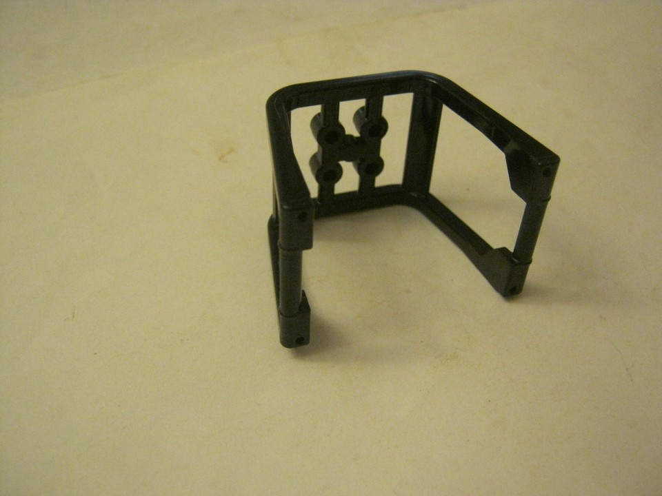 Lego Black Fork Lift Roll Cage, 1 1/16x 1 15/16" at base, 64450 (028-16 ...