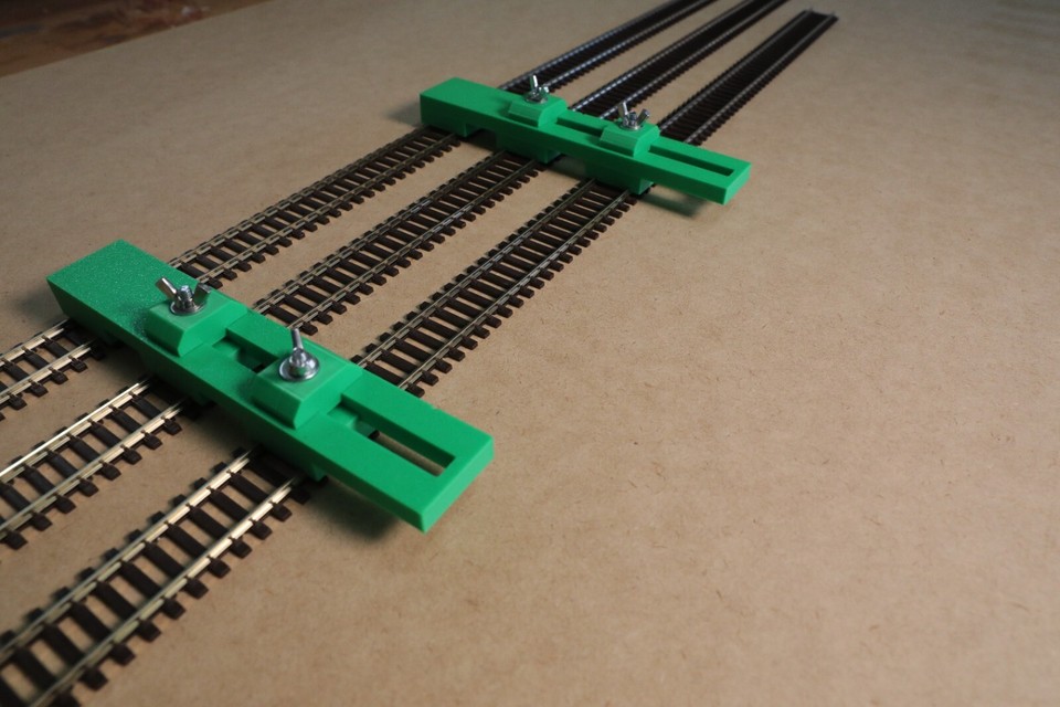 O Scale HO /OO Scale N Scale Track Alignment tools + HO Scale re-railer ...