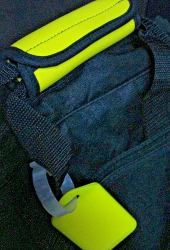 LUGGAGE TAG HANDLE GRIP YELLOW , NEOPRENE HANDLE WRAP, MATCHING YELLOW ...