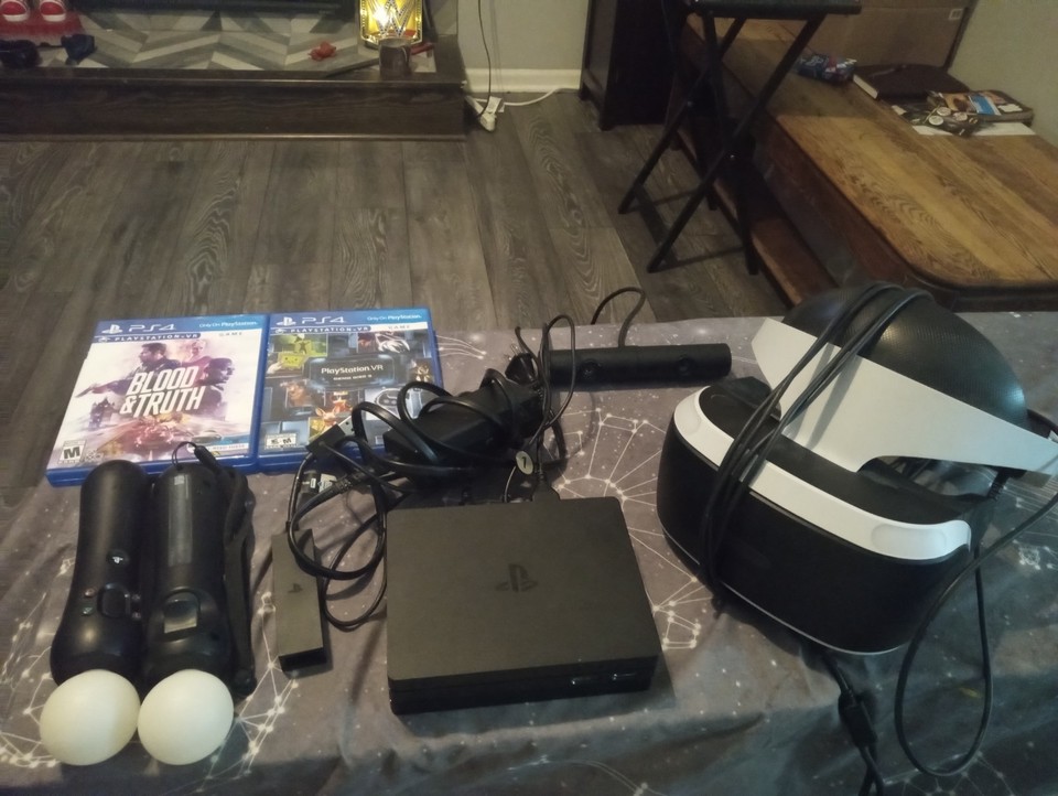 Sony PlayStation VR Headset Bundle with Move Controllers, Camera, Games ...