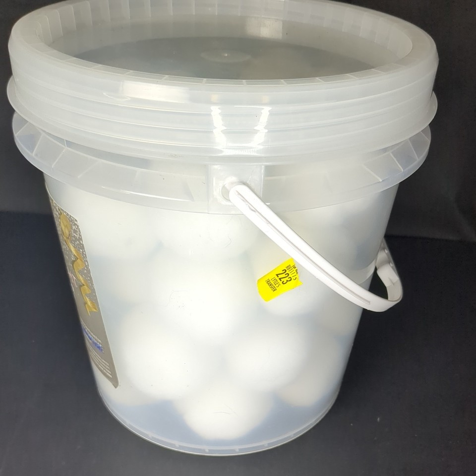 Indoor Snowball Fight SNOWTIME ANYTIME Set 29 Plastic Tub Party Game ...