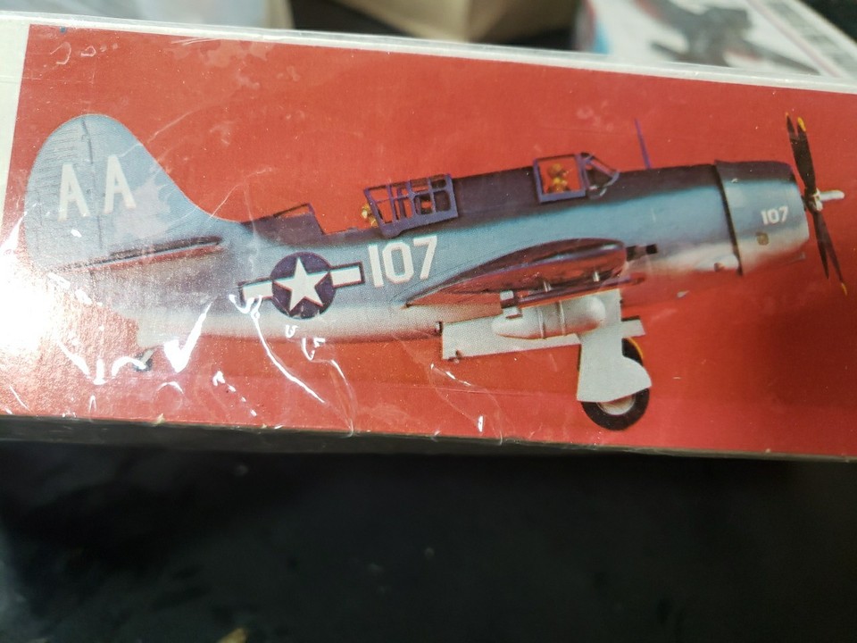 HELLDIVER SB2C 1/48 Scale by Monogram Plastic Model Kit | eBay