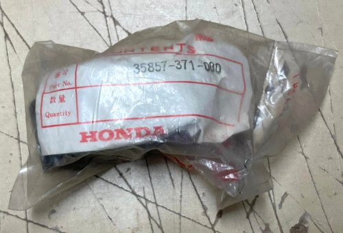 NOS Honda GL1000 35857-371-000 Magnetic Switch Cover | eBay