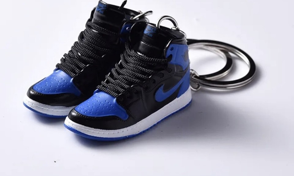 keychain Shoes Mini Jordan / Air Force / AJ Sneaker Trainer Keyrings ...