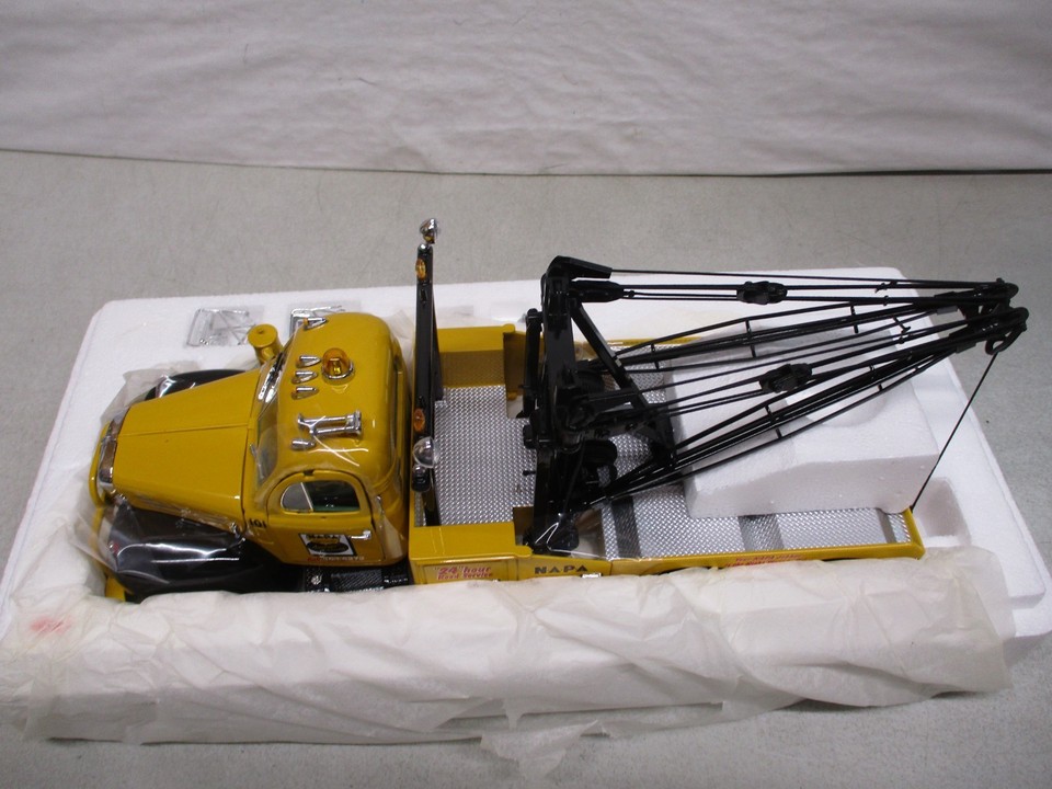 First Gear NAPA 1960 Mack B-61 Wrecker | eBay