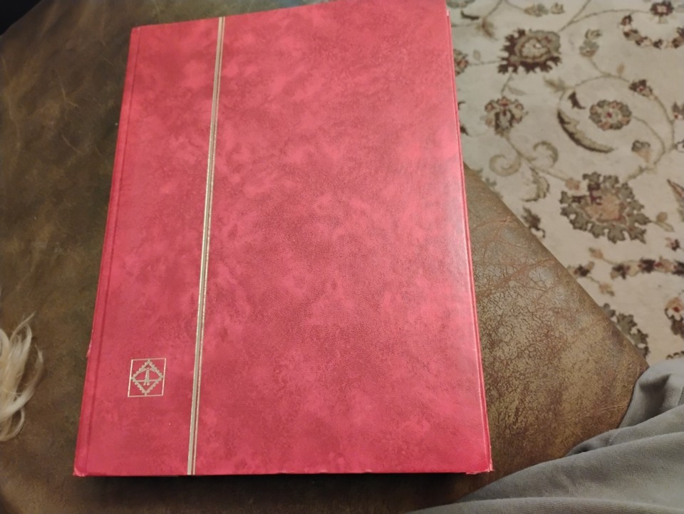 LARGE LIGHTHOUSE STOCK BOOK WITH 24 DOUBLE LEAVES IN GOOD CONDITION ...