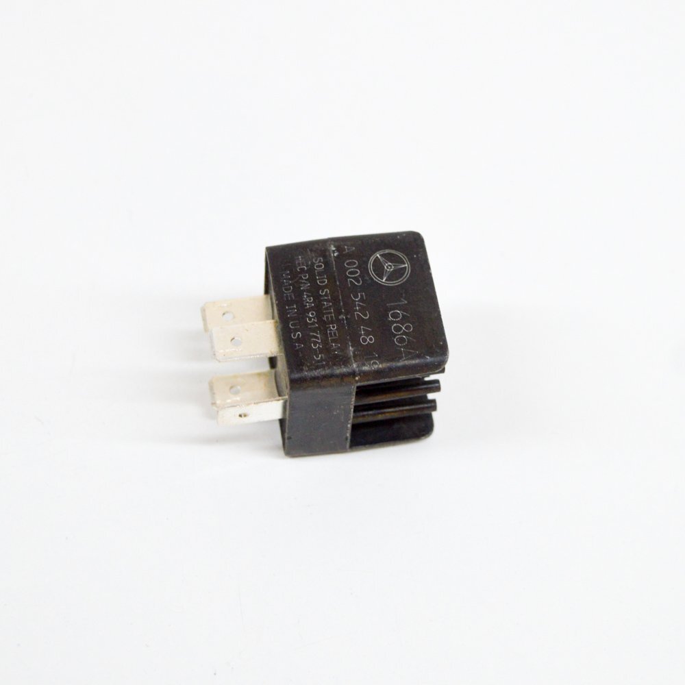 Mercedes-Benz C W205 Plug Position Relay A0025424819 Genuine for sale ...