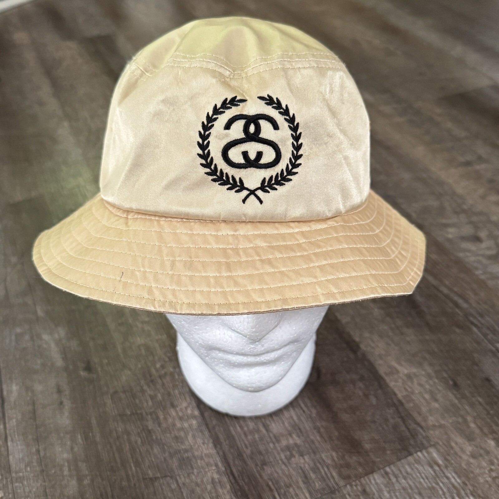 STUSSY Shiny Gold Bucket Hat Size small - Gem