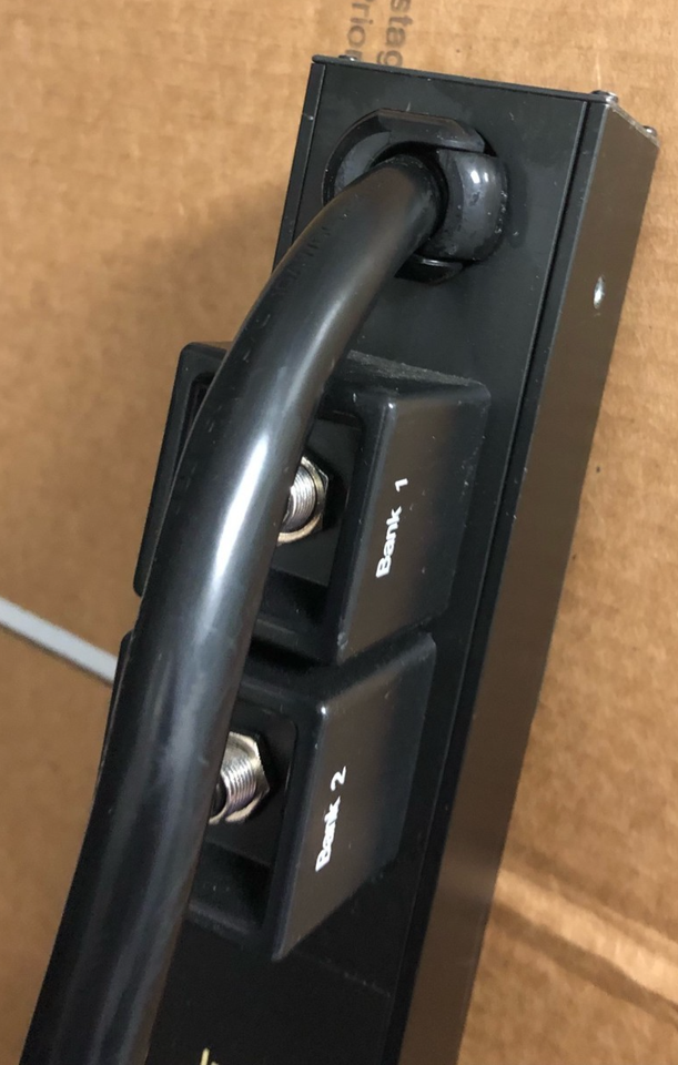 PDUMV30HV TRIPPLITE PDU 208/240V OUTLETS 6-C19 & 24-C13 L6-30P 10FT ...