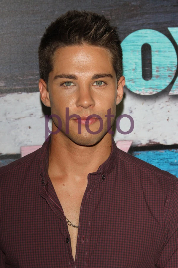 Dean Geyer Glee