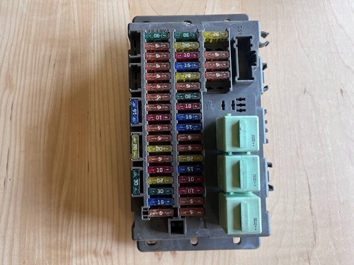 01 02 03 04-06 Mini Cooper r50 r53 Under Dash Junction Cabin Fuse Box ...
