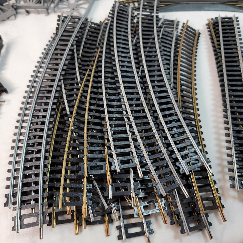 HO Scale Train Tracks Accessories Vintage Lot of 75+ pieces Pre Owned ...