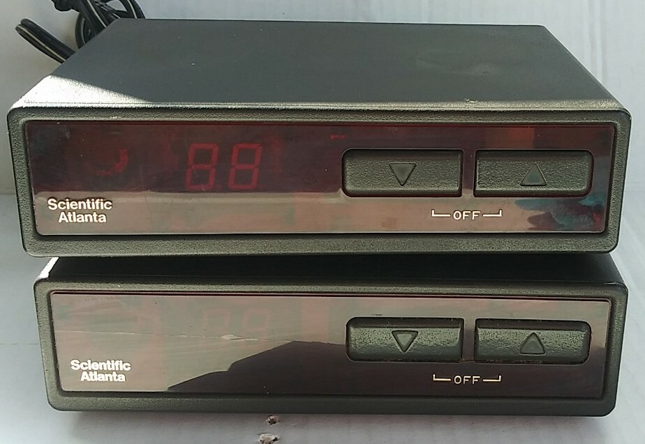 Scientific Atlanta 8510300 Cable TV Box Terminal For TV Turns On Lot of ...