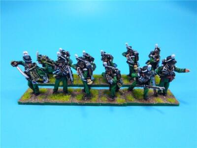 28mm Napoleonic painted British 95th Riflemen skirmishing Bri09 | eBay