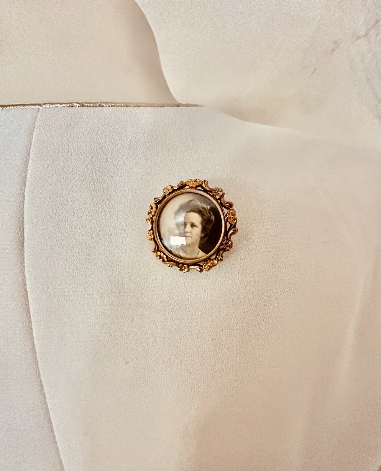 Antique Victorian Era Brass Pin With Vintage Sweethea… - Gem
