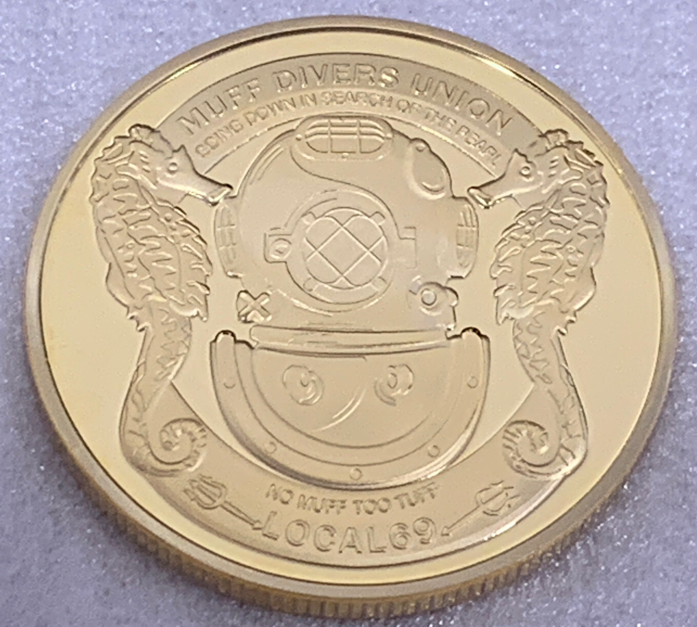 * 10 Pieces Of Muff Divers Coin Union 69 Adult No Muff Too Tough Gold ...
