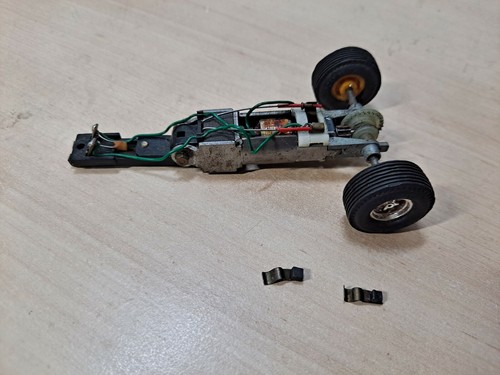 SCALEXTRIC BRAND NEW BRUSHES FOR SCALEXTRIC POWER SLEDGE CARS VERY RARE ...