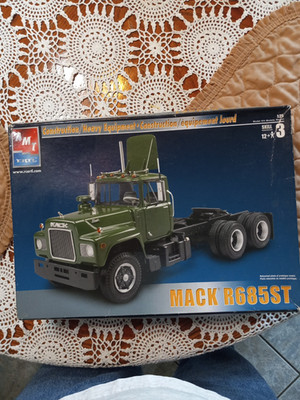 vintage AMT 1/25 MACK R685ST MISSING INSTRUCTIONS | eBay