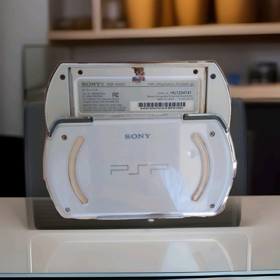 Sony PSP GO console White PSP-N1001 ( Rare) | eBay