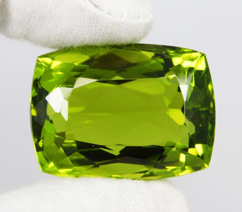 112 Flawless Green Peridot Perfect Cushion Cut Certified Loose Gemstone ...
