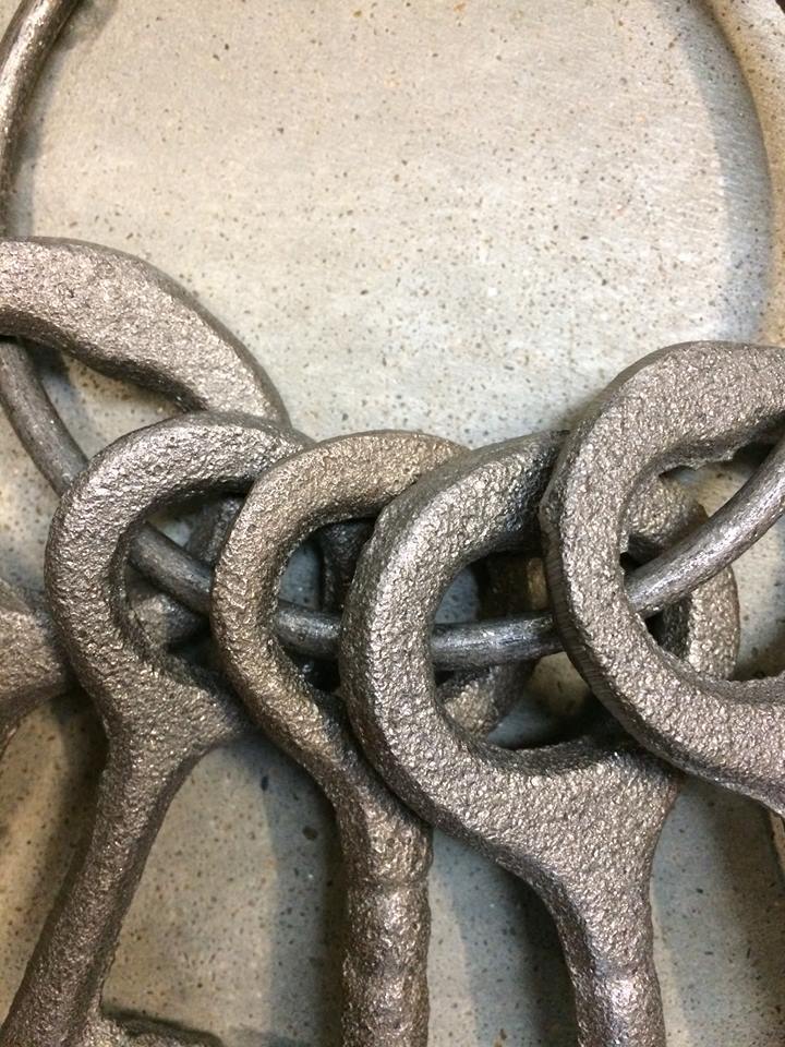 5 Large Jailhouse Keys Jailer Keyring Skeleton jail key with ring, raw ...