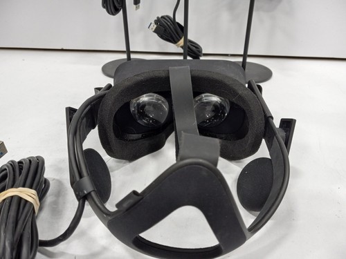Oculus Rift VR Headset w/Sensors & Controllers | eBay