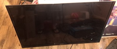 Sony Bravia 3D HDTV KDL- 46HX750, with 3D glasses and 6 3D Blu Ray ...