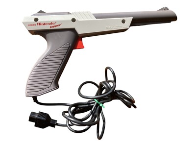Nintendo NES Zapper Wired Controller NES-005 Gray Rare 1985 NES Gun ...