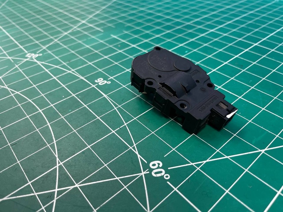 2011-2018 PORSCHE CAYENNE S Heater Flap Actuator Regulator Motor OEM ...
