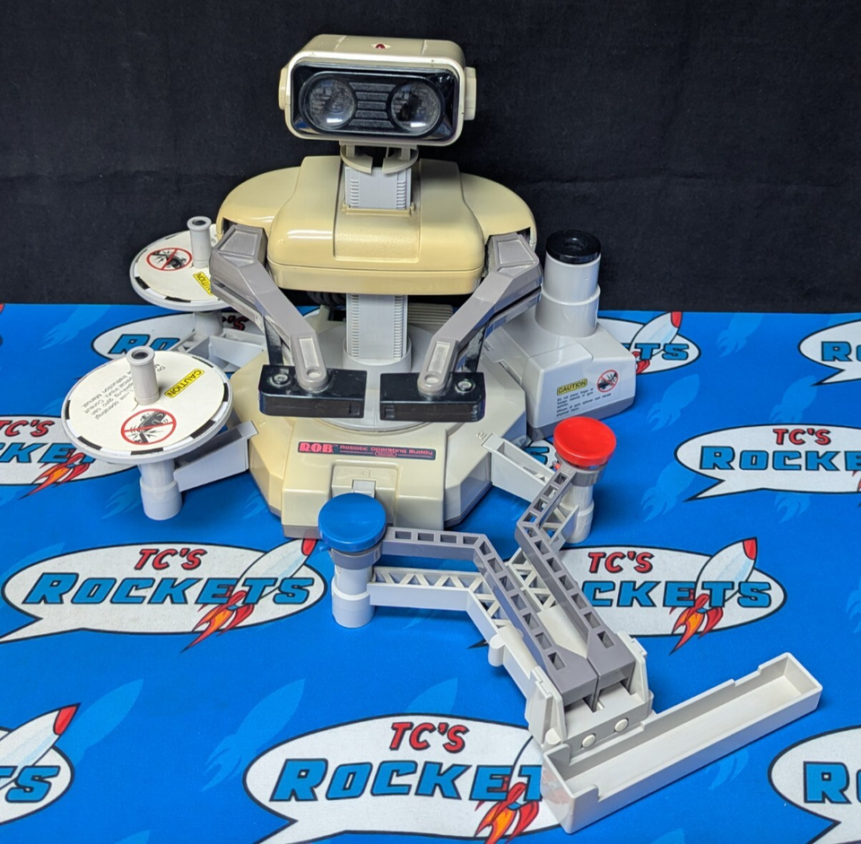 Nintendo Entertainment System NES Deluxe Set - ROB the Robot, Duck Hunt ...