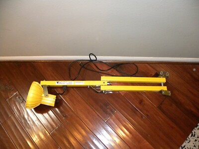 Lighting & Lasers - Loading Dock Light