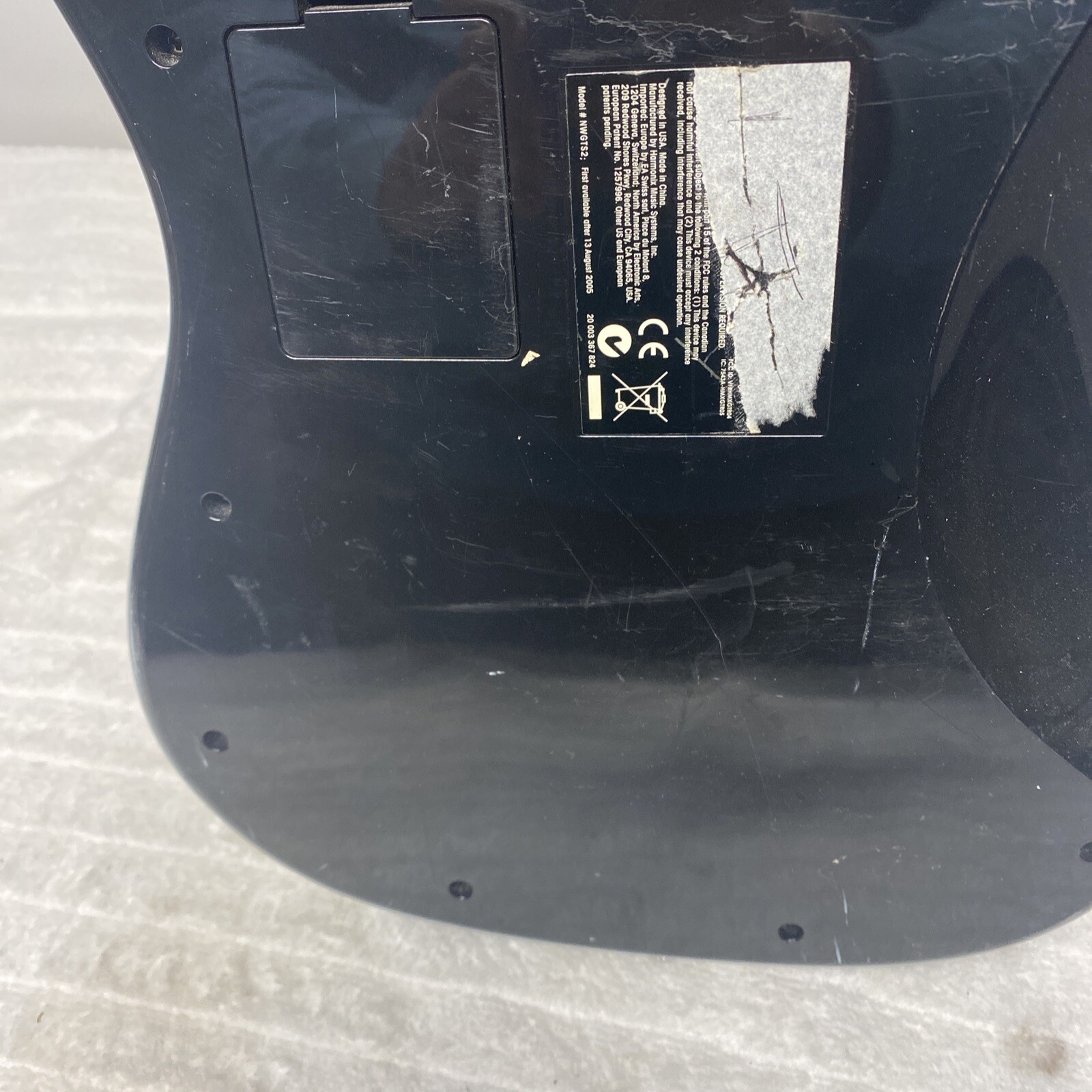 Wii Rock Band Harmonix Guitar Controller Fender Stratocaster (NO Top ...