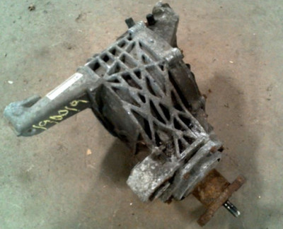 2005-2006 Cadillac SRX Rear Differential Carrier 3.90 Ratio Option GW1 ...