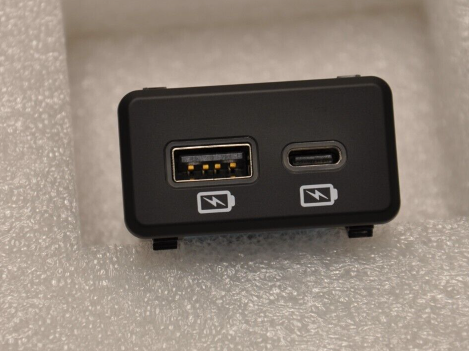 Genuine Nissan Armada Charging Ports USB T99Q7-5ZW0C 2017-2020 | eBay