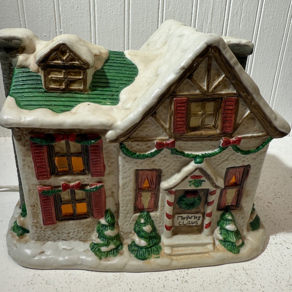 1992NOMA Kringle Town Collectibles Mr. & Mrs. Claus House" w/Original ...