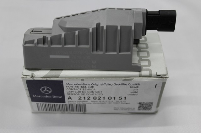 Mercedes-Benz W212 E Class 2 X Bonnet Catch Mechanism & Cabel ...