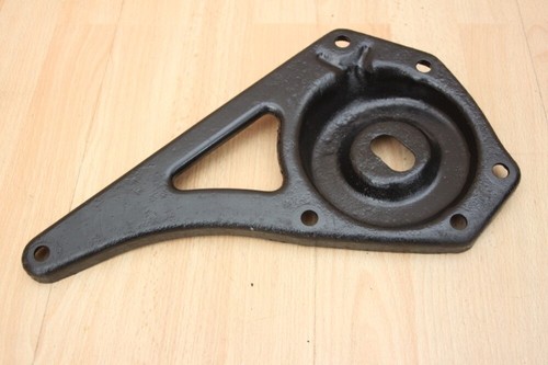 FRONT LEFT SUSPENSION SPRING PAN CARRIER PLATE - Jaguar XJ8 XJR X308 ...