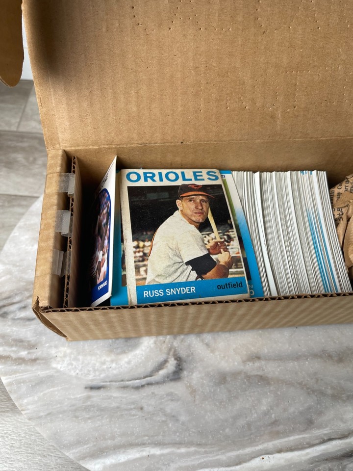 Mixed Baseball Card Lot Vintage 1966 Topps & 1980s Junk Wax Commons ...