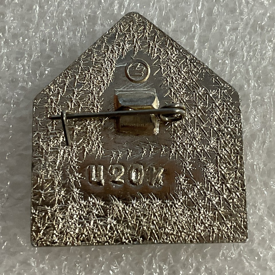 Vintage 1988 Mockba Moscow Gorbachev Reagan Summit 1” Pin ...