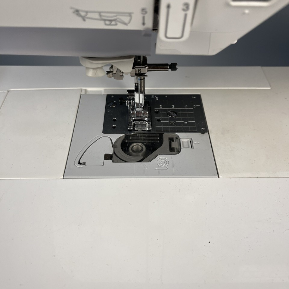 Baby Lock Ellisimo Sewing Embroidery Machine Model BLSO | eBay