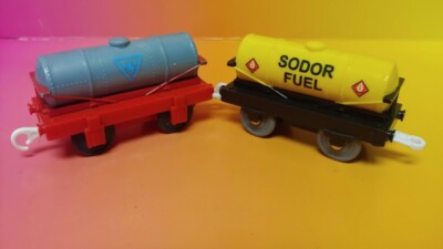 Thomas & Friends Trackmaster Motorized Train Salty's Fish Delivery Car ...