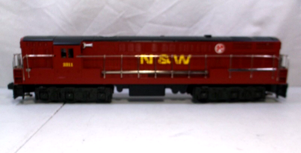 O gauge Williams N&W FM Trainmaster diesel engine in original box (lot ...