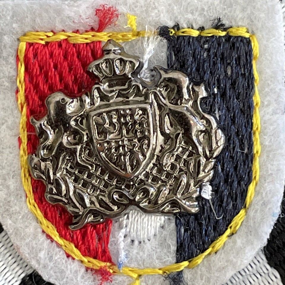 Vintage British England Service Medal Pinback Italian Shield Costume ...